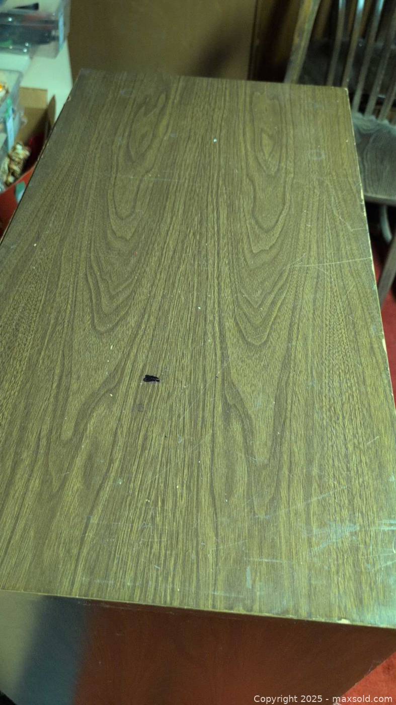 Vintage laminate chest of drawers | Maxsold