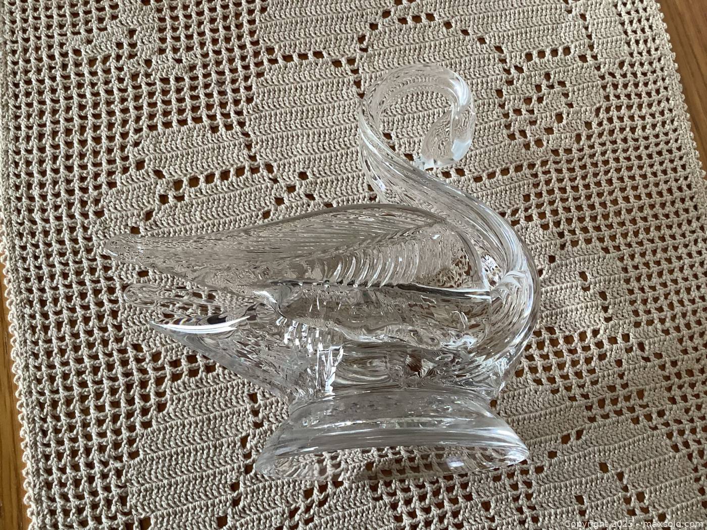 Altaglass green glass figurines and clear swan | Maxsold