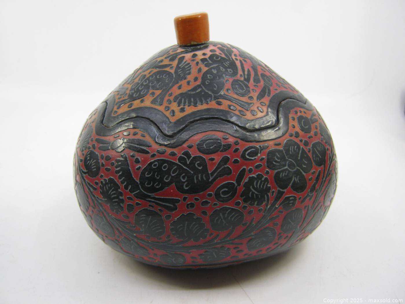 Hand carved Mexican folk art gourd box | Maxsold