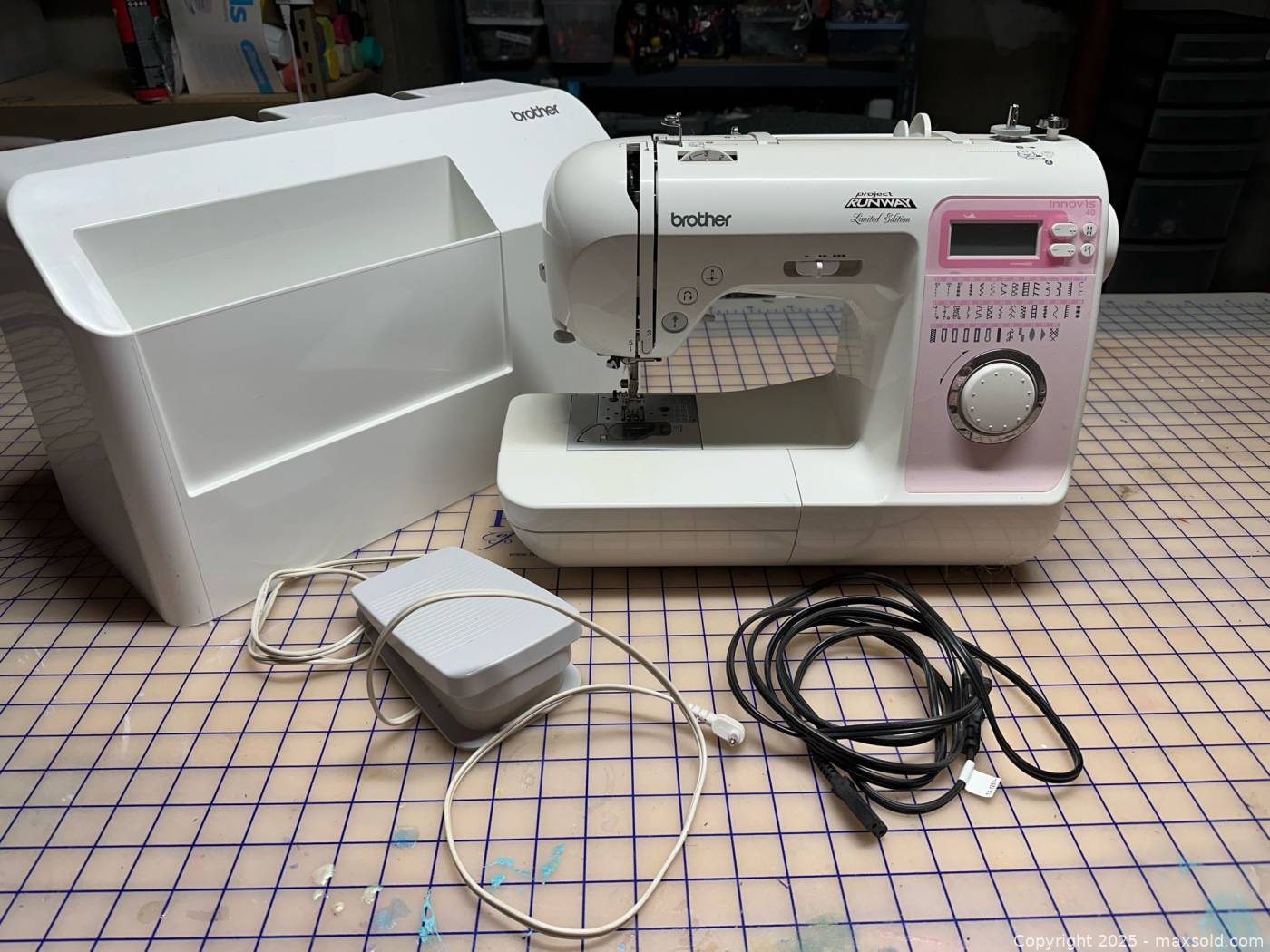 Brother Project Runway computerized sewing machine | Maxsold