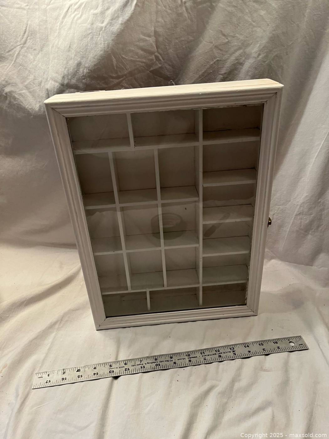 White wood display case with glass door | Maxsold