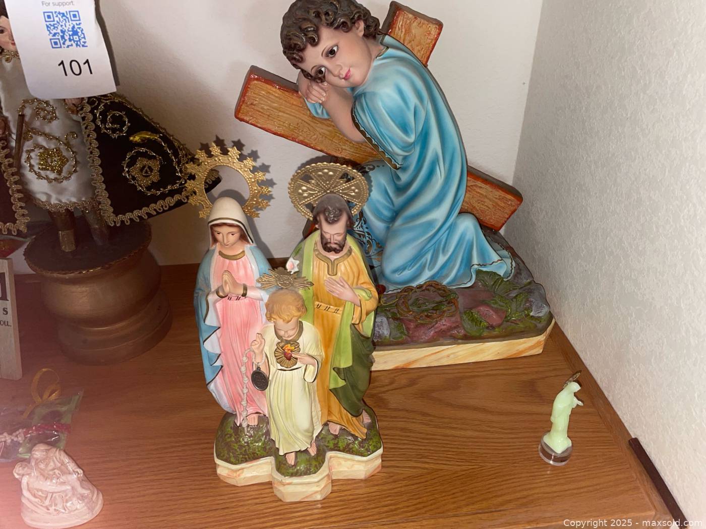 Catholic Statues and Figurines Collection | Maxsold