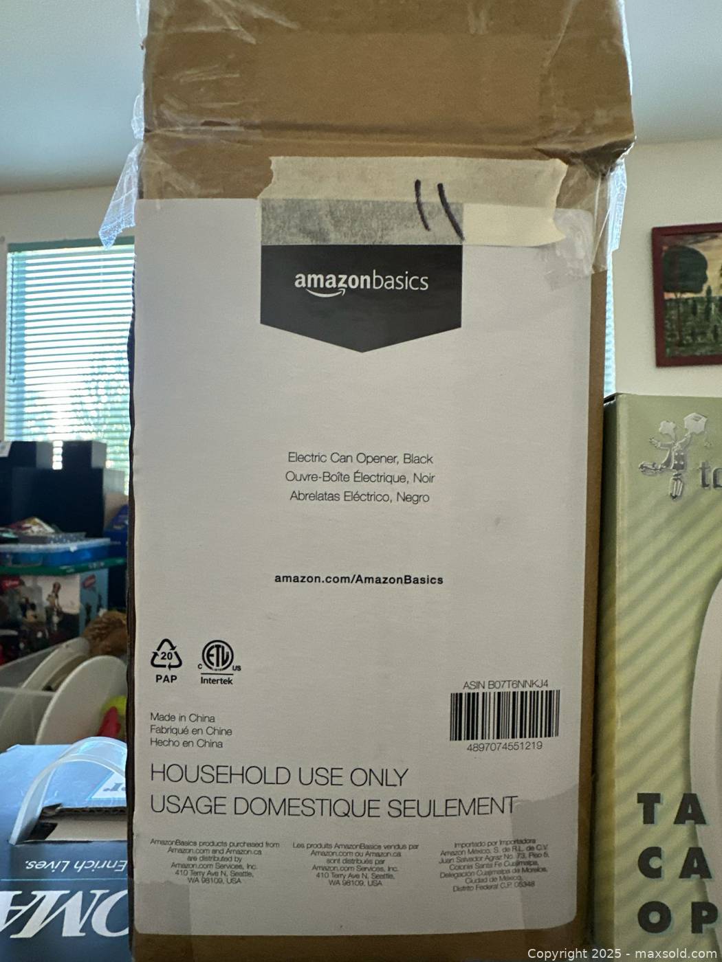 Kitchen appliances and cookware, boxed | Maxsold
