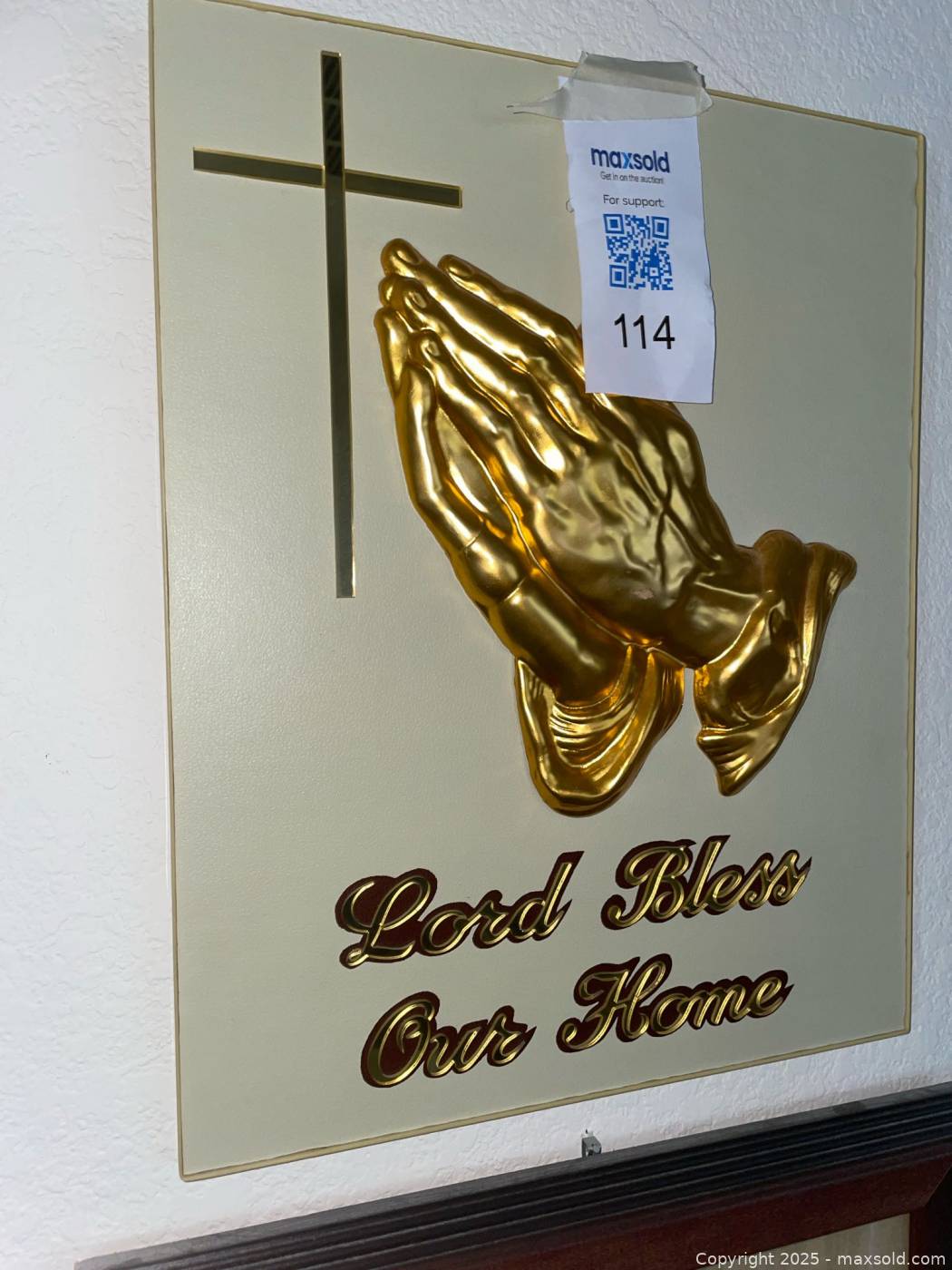Gold-Tone Religious Praying Hands Wall Plaque | Maxsold