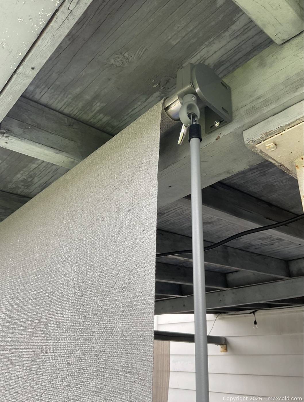 Gray outdoor roller shade 7.5’ x 8’ | Maxsold