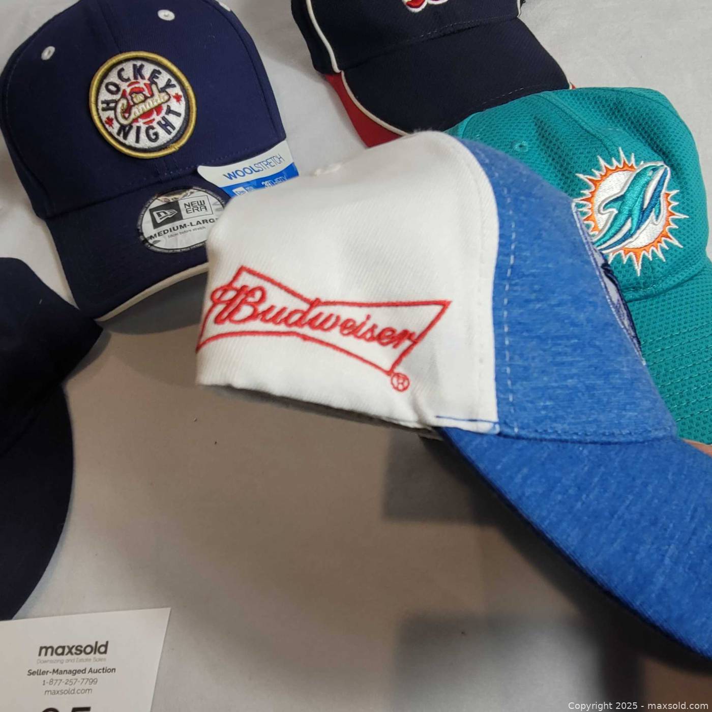 Men’s sports team baseball caps, 5 pcs | Maxsold