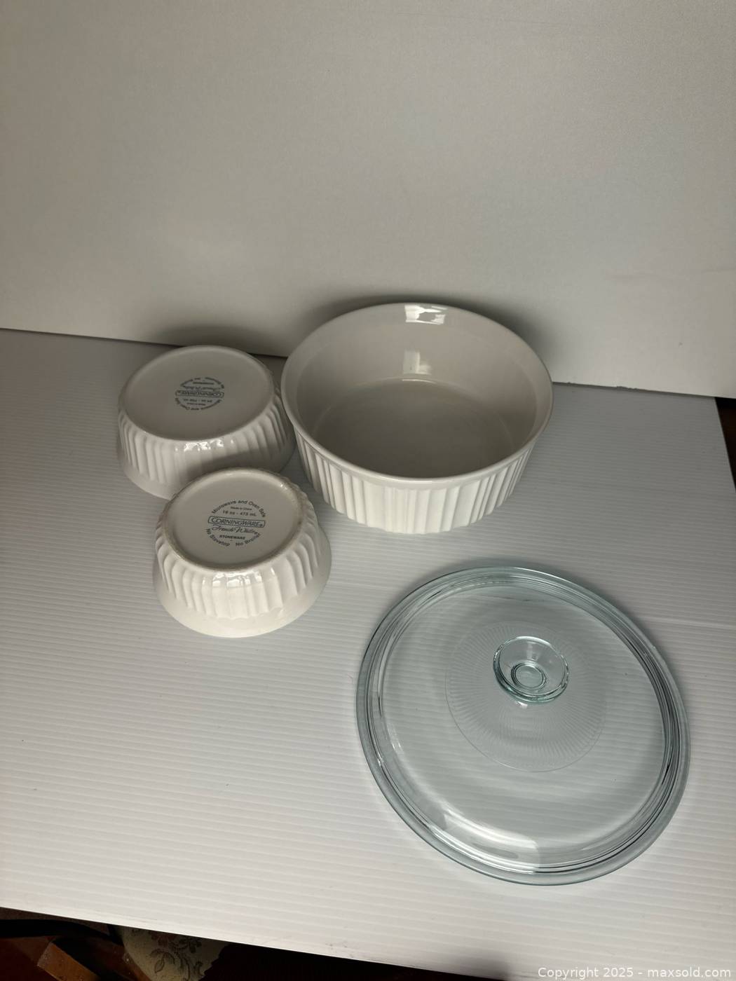 CorningWare French White fluted casserole with lid and two ramekins ...