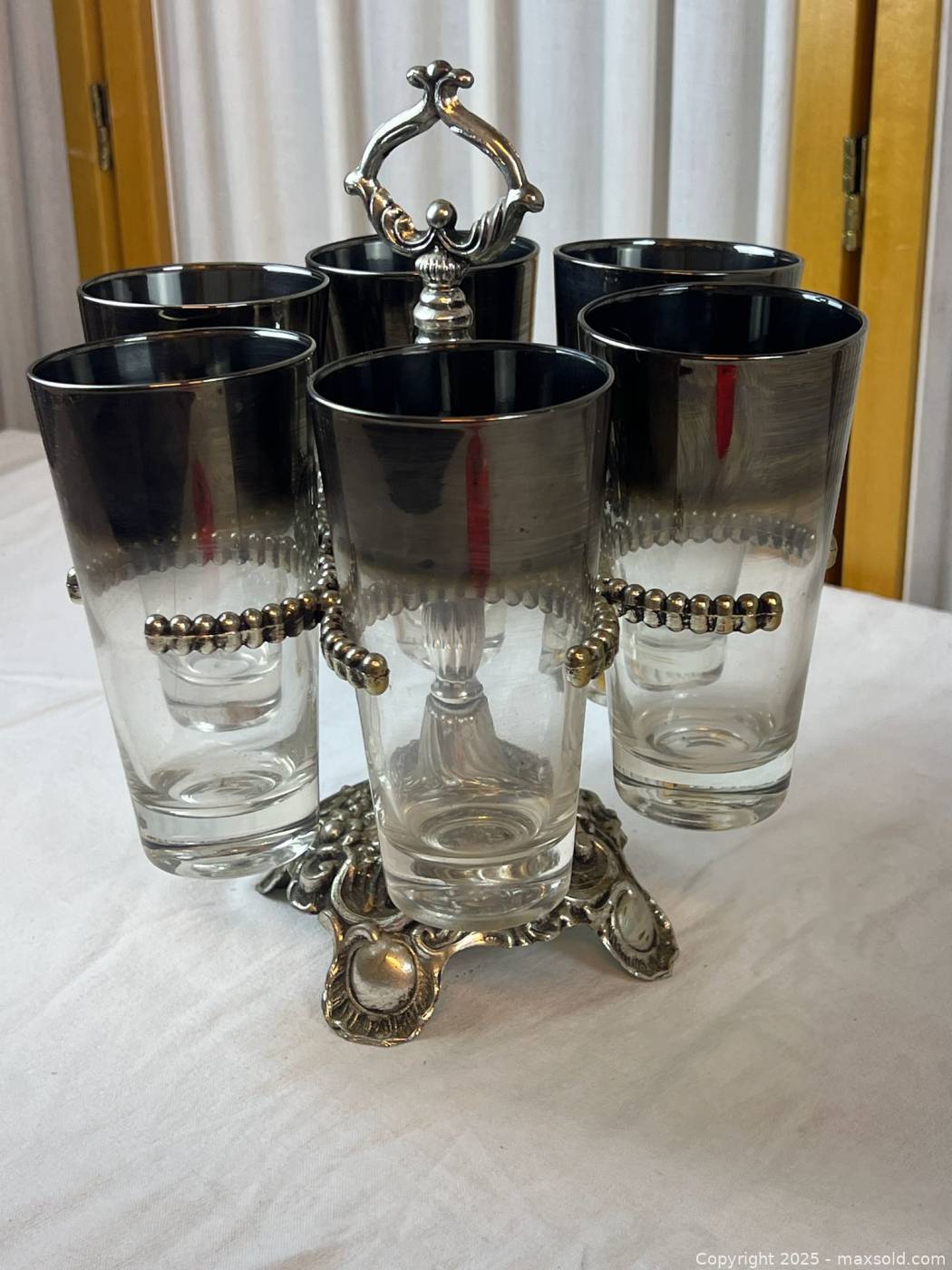 Queen's Lusterware silver ombre tumblers and metal caddy 7pc | Maxsold