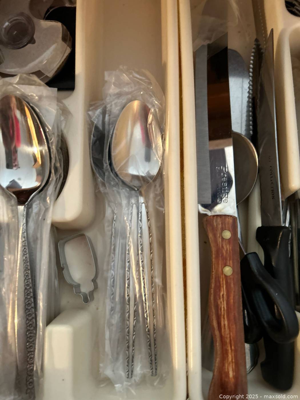 Mixed Stainless Flatware & Kitchen Utensils | Maxsold