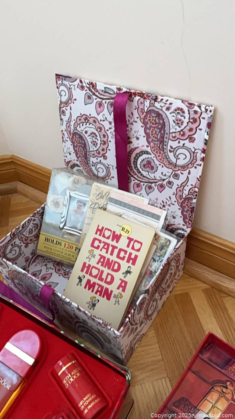 Givenchy mini fragrances & Red Door gift set | Maxsold