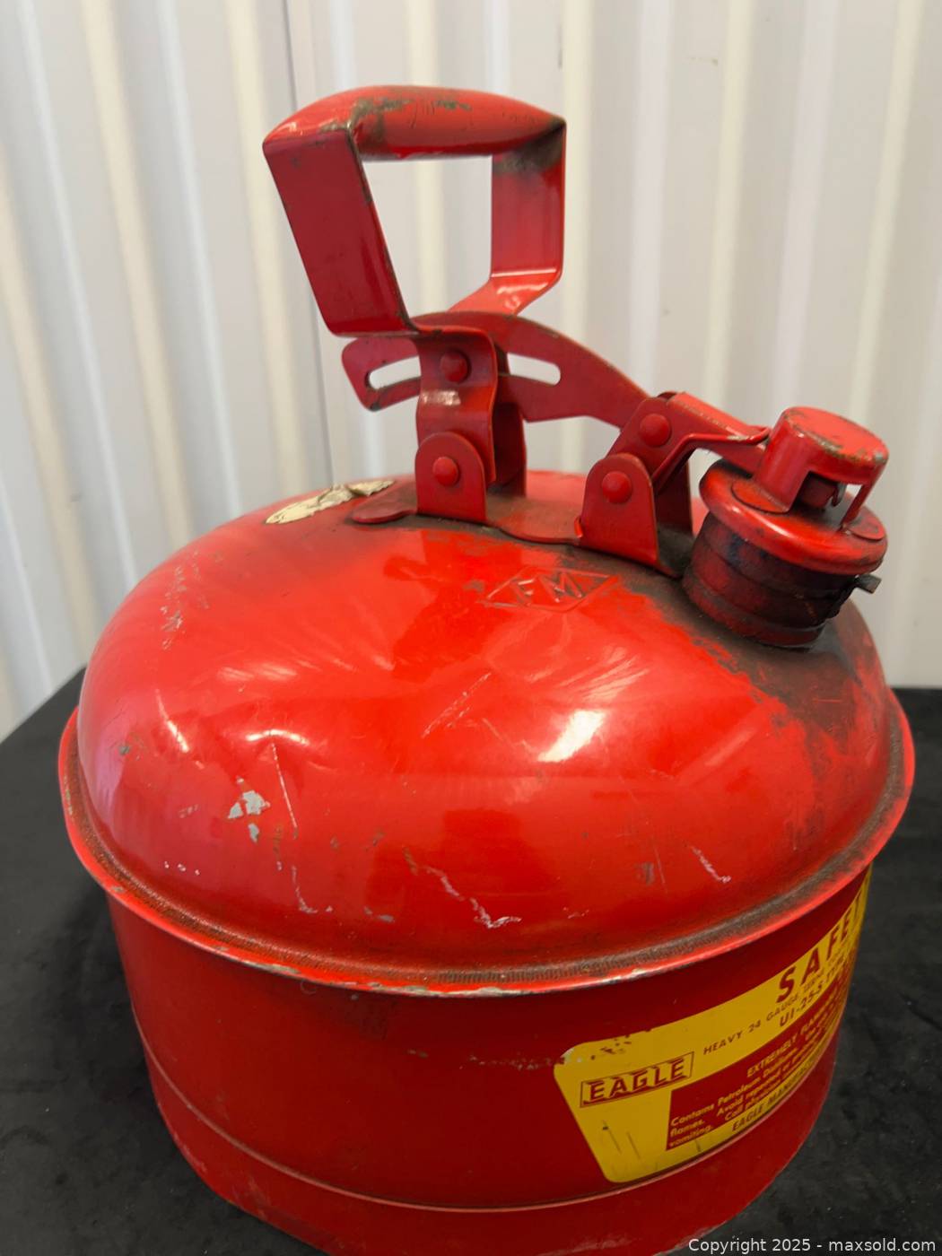Eagle Type I red metal safety gas can | Maxsold