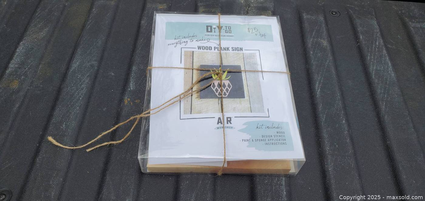 DIY wood plank sign kit, sealed | Maxsold
