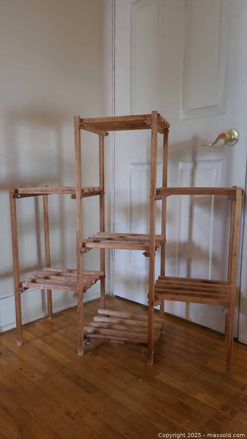 7-tier natural wood slatted plant stand | Maxsold