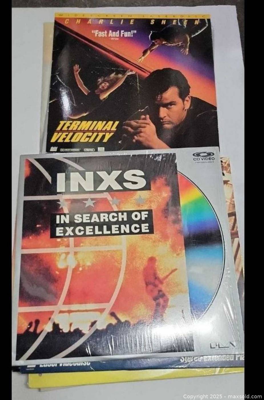 Lot of 78 LaserDisc movies and music | Maxsold