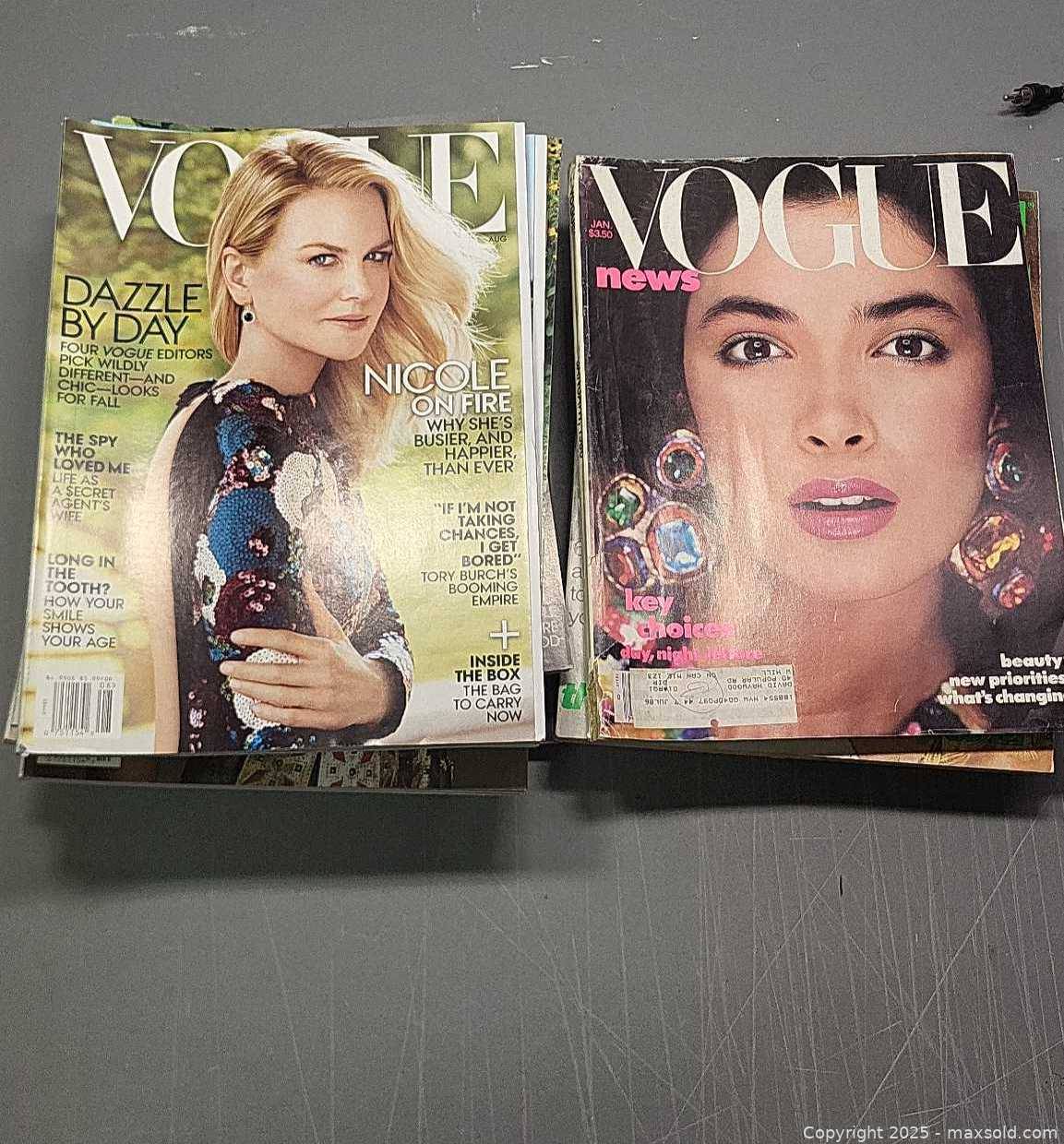 Vogue fashion magazines assortment | Maxsold
