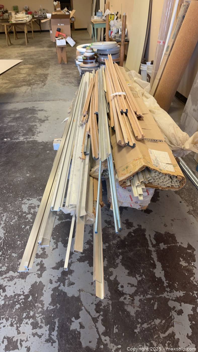 Assorted Wood, Metal and Plastic Trim 12.5ft | Maxsold