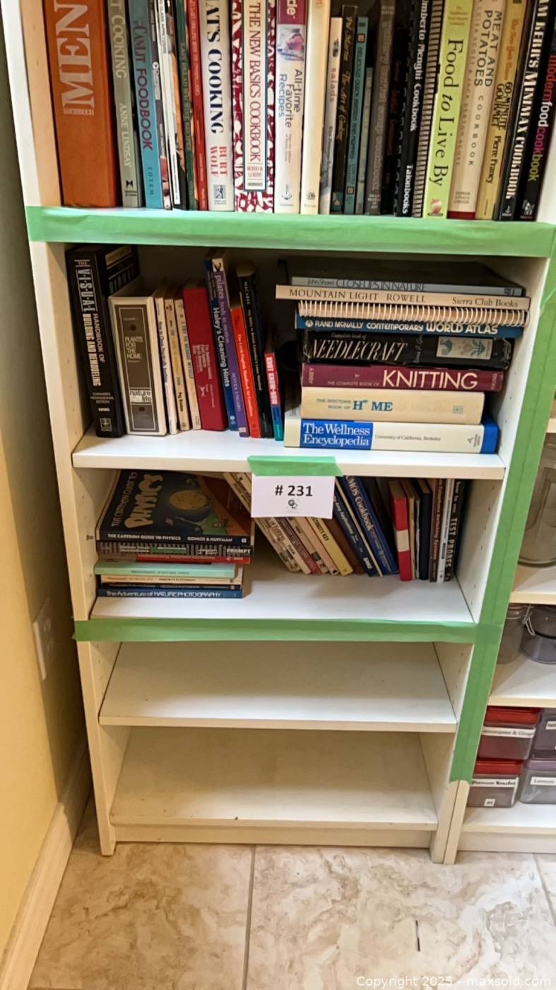 Home, health & DIY reference books | Maxsold