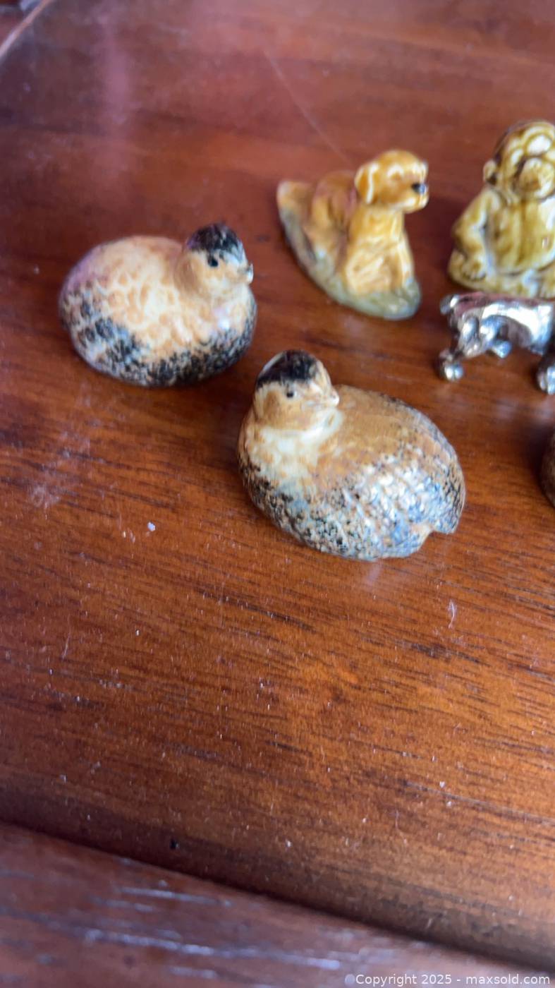 Vintage small ceramic animal figurines | Maxsold