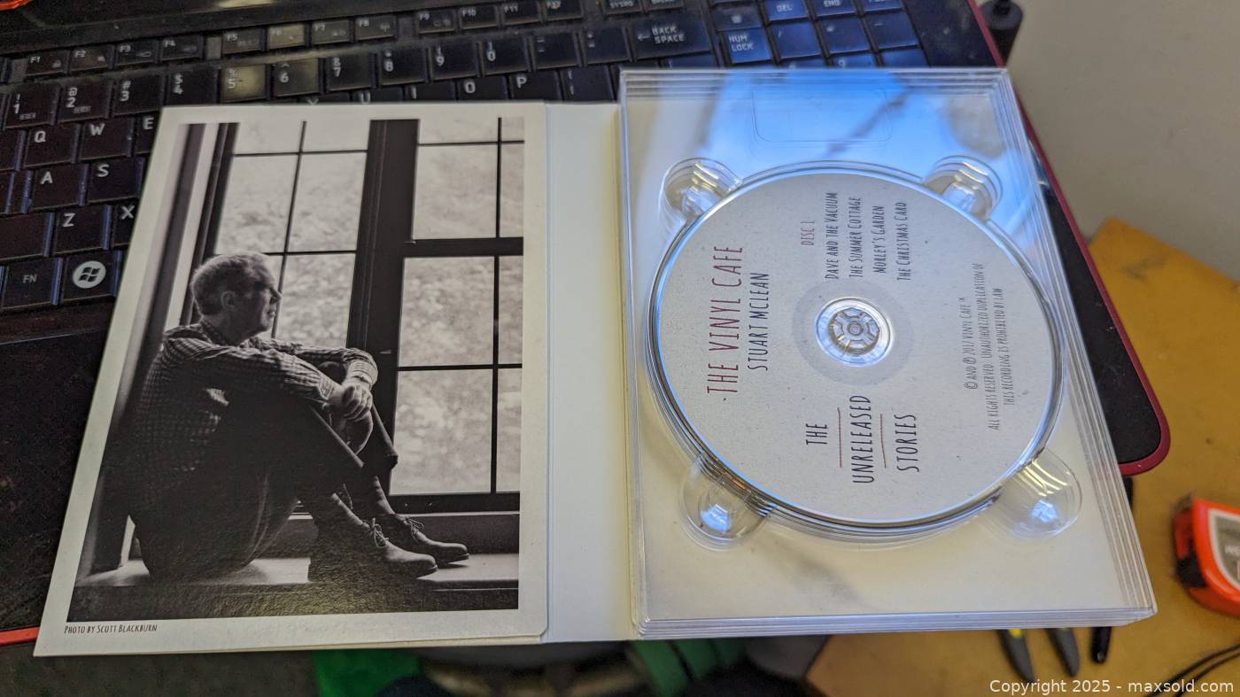 Stuart McLean Vinyl Cafe The Unreleased Stories 4-CD boxed set | Maxsold