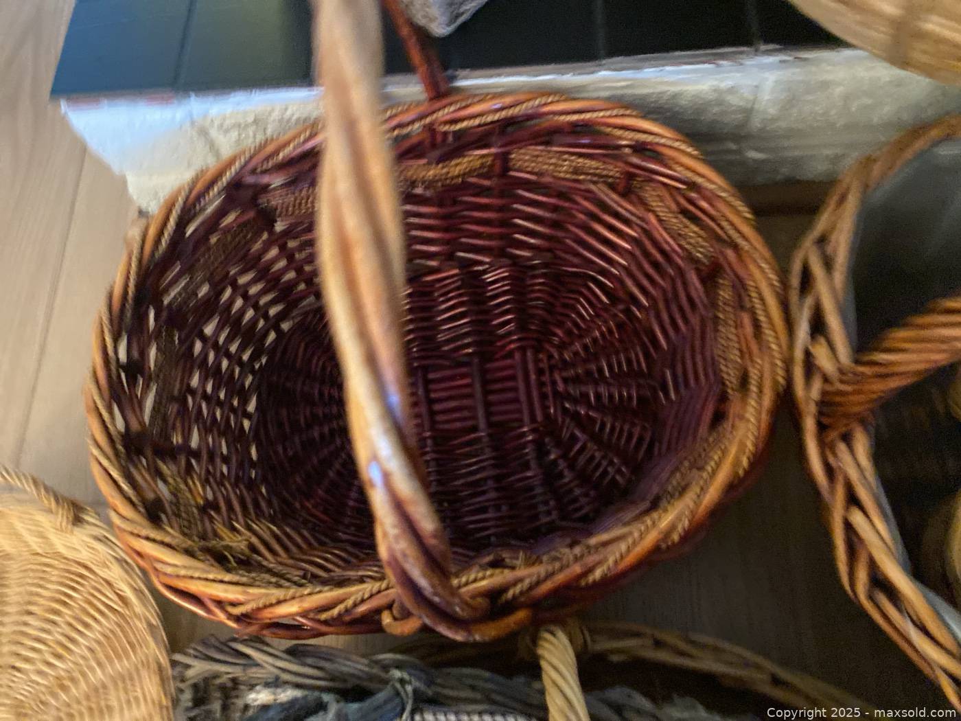 Mixed wicker and rattan baskets | Maxsold