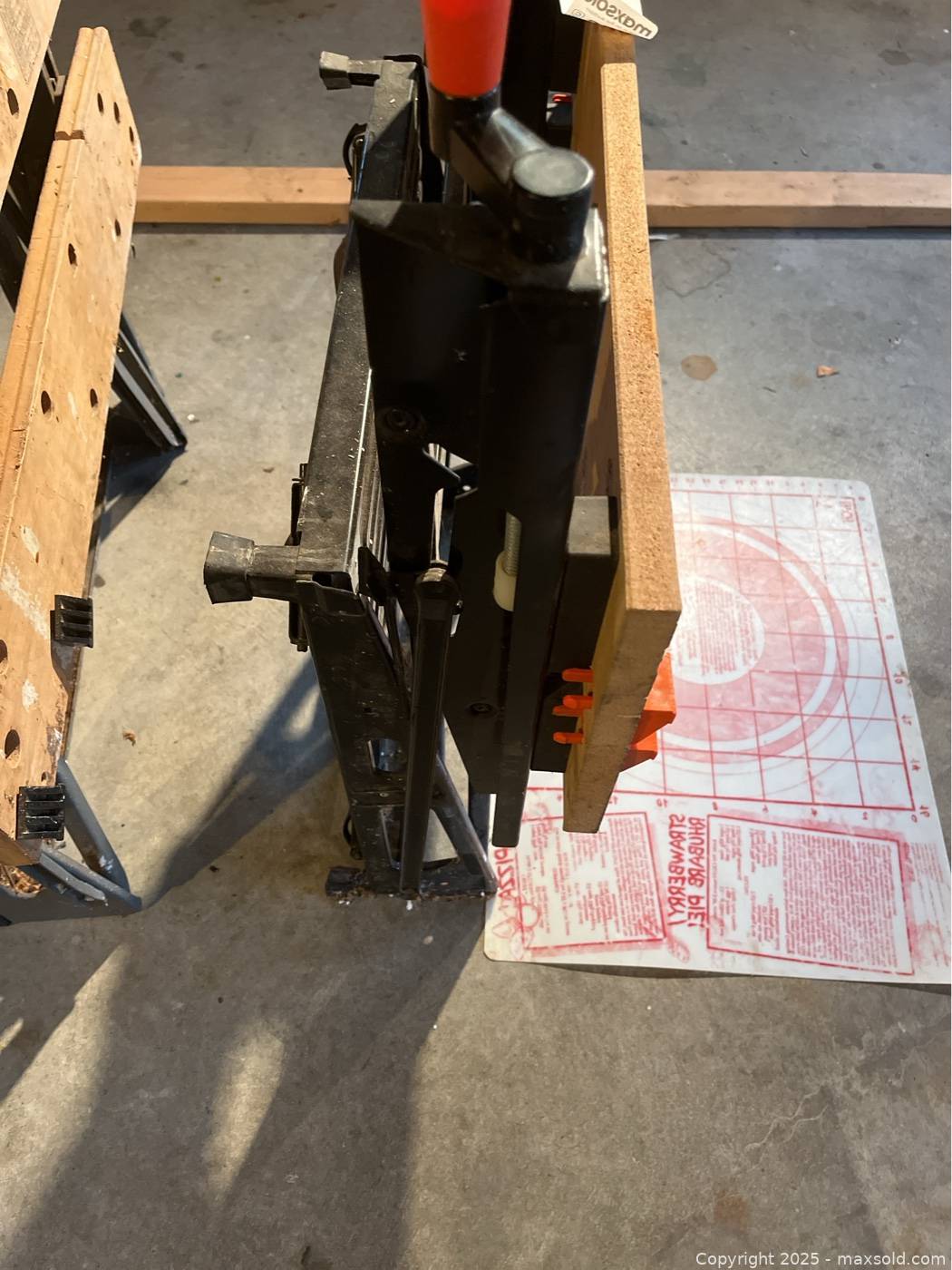 Black & Decker Workmate 225 folding workbench | Maxsold