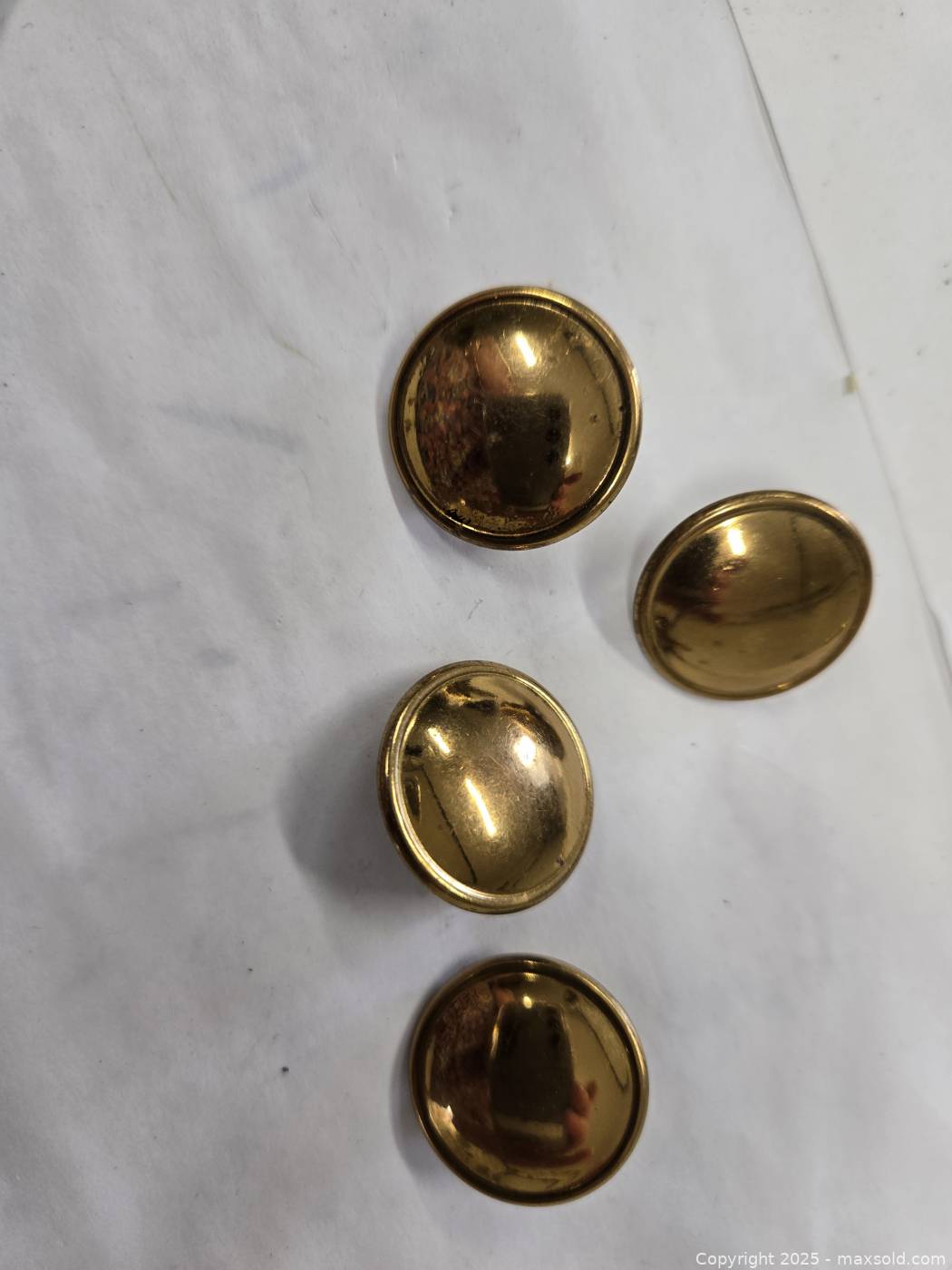 4 solid brass uniform buttons | Maxsold