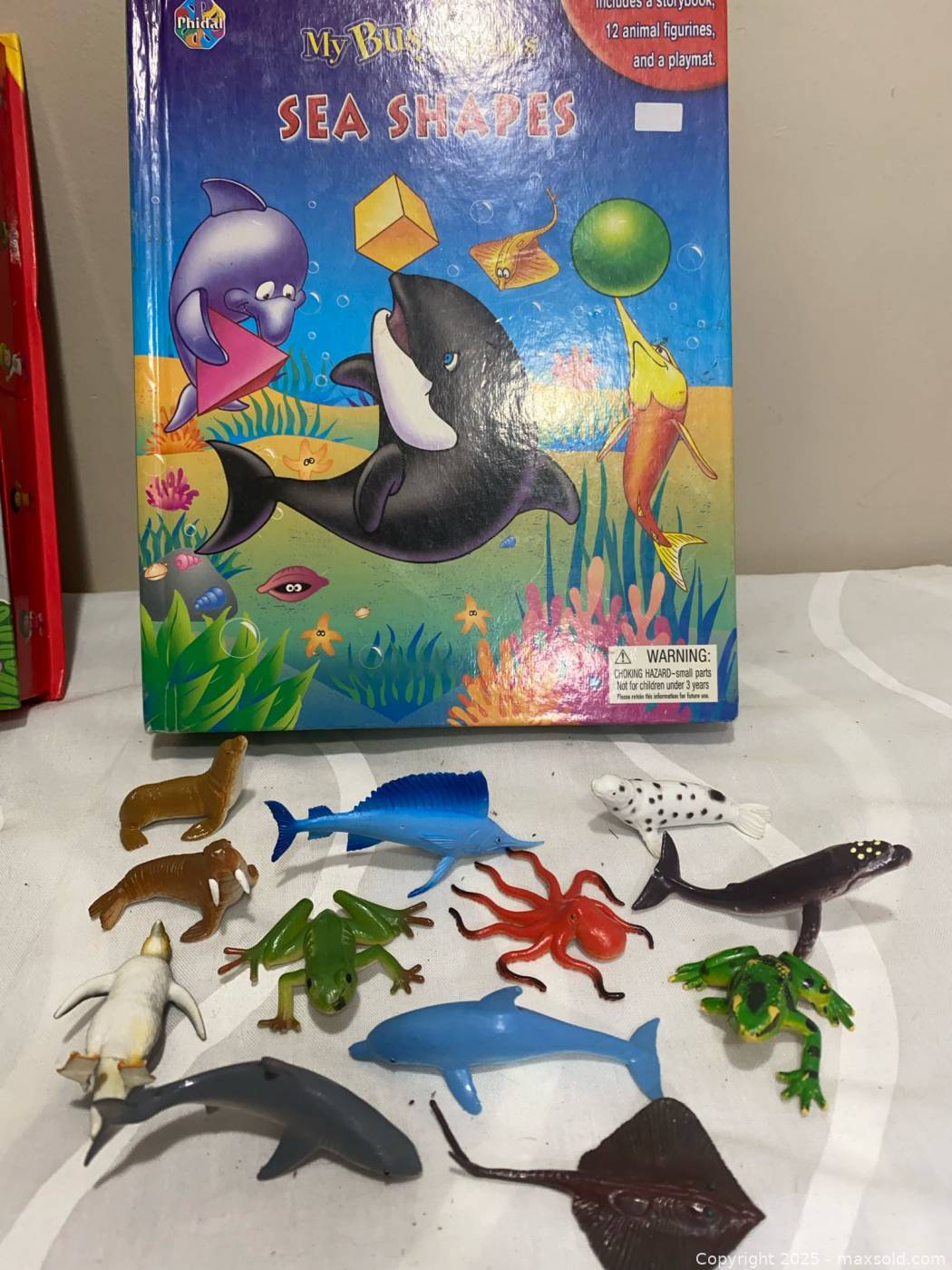 Fisher-Price Little People and Sea Shapes My Busy Books | Maxsold