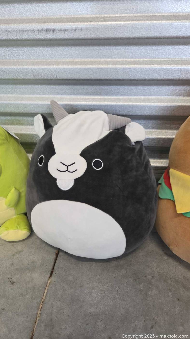 Squishmallows plush toy lot, 4 pieces | Maxsold