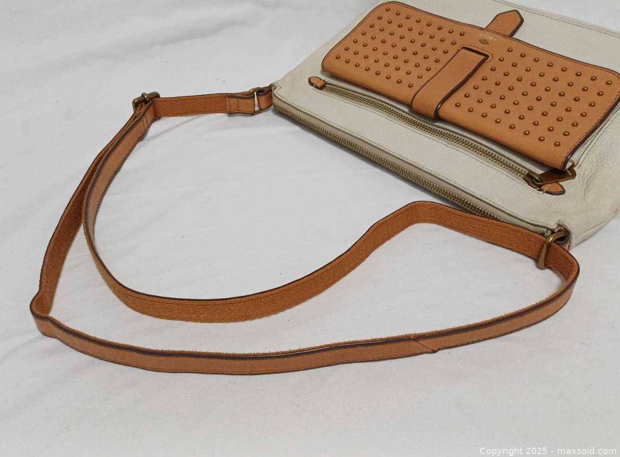 Fossil Kinley studded white and tan leather crossbody bag | Maxsold