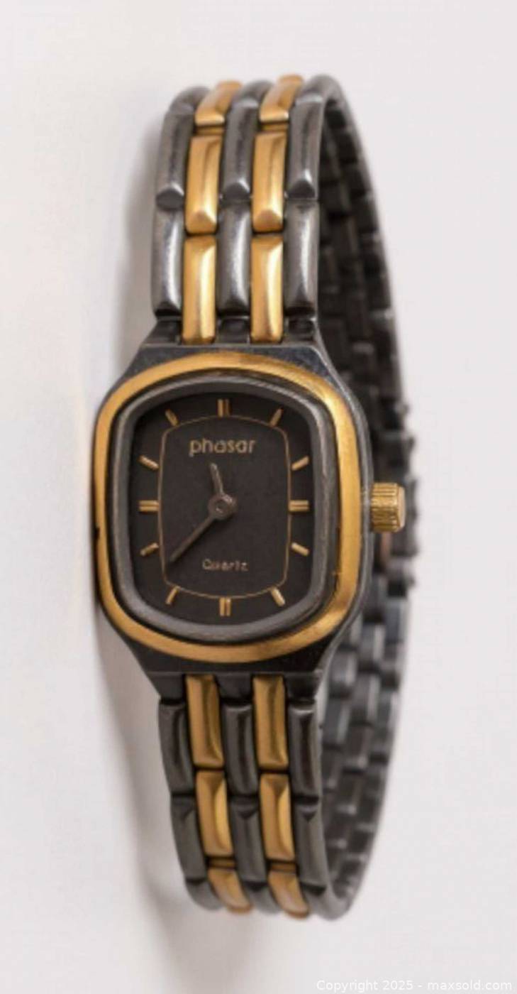 Fossil & Phasar women’s quartz wristwatches | Maxsold