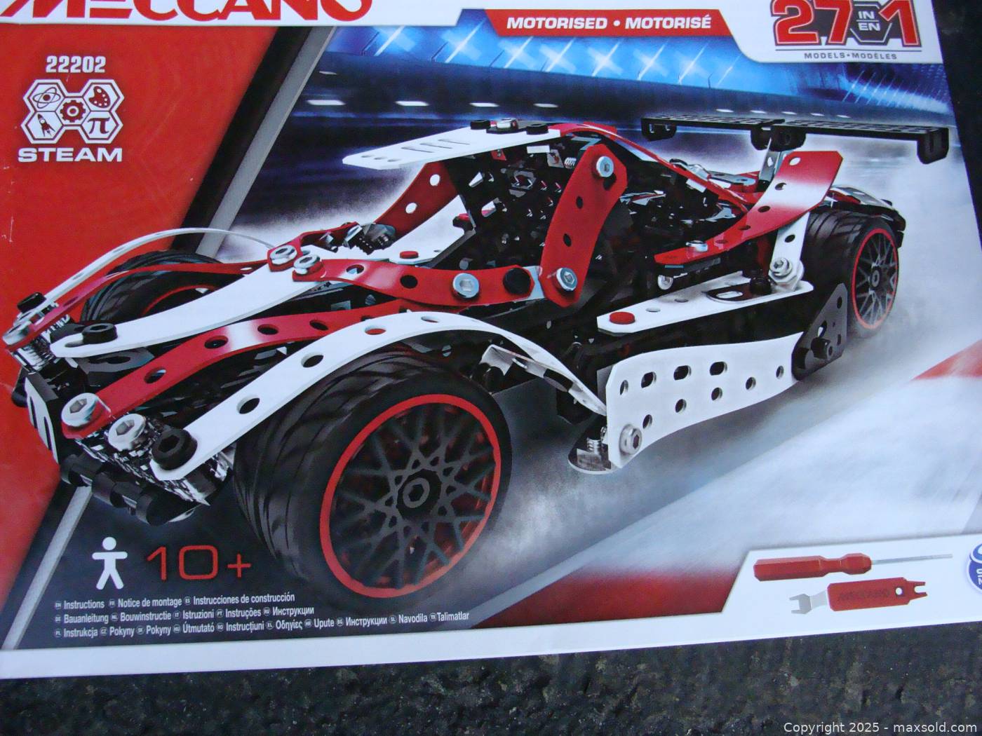 Meccano 27-in-1 Motorized Supercar Set | Maxsold