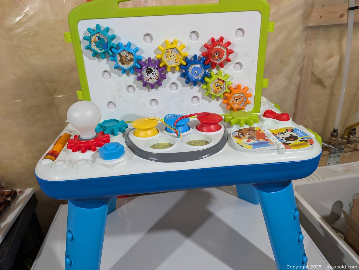 Baby Einstein Curiosity Activity Table | Maxsold