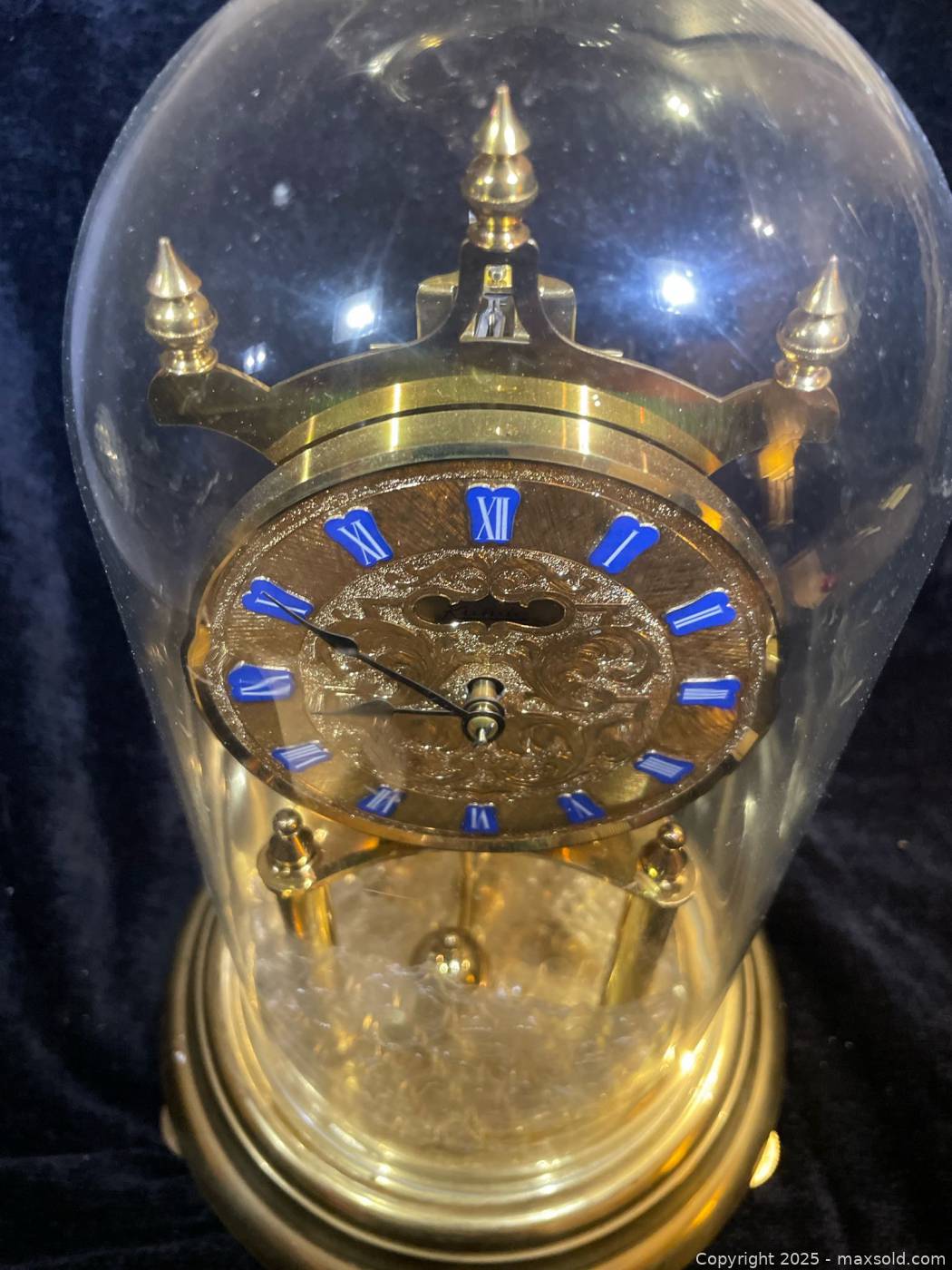 German 400 Day Glass Dome Anniversary Clock | Maxsold