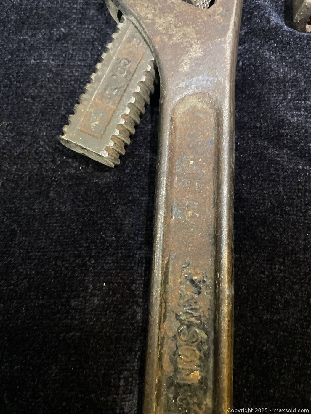 Steel monkey wrenches 18-14-10 in | Maxsold