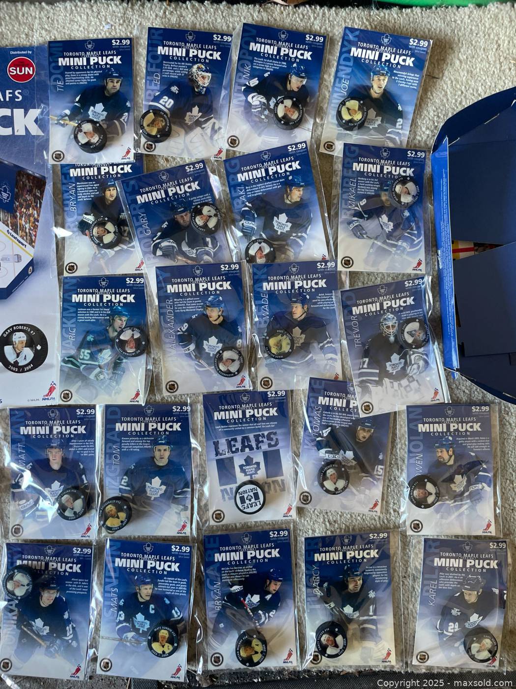 Toronto Maple Leafs 2003/04 sealed mini puck collection with display ...