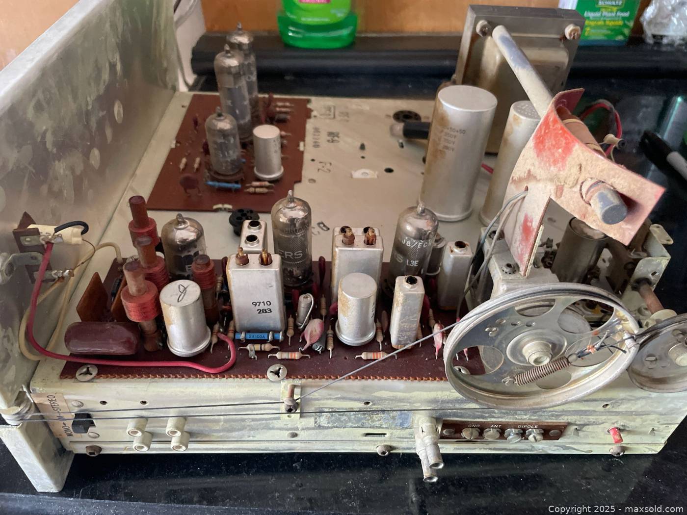 Philips Oxford tube amplifier chassis | Maxsold
