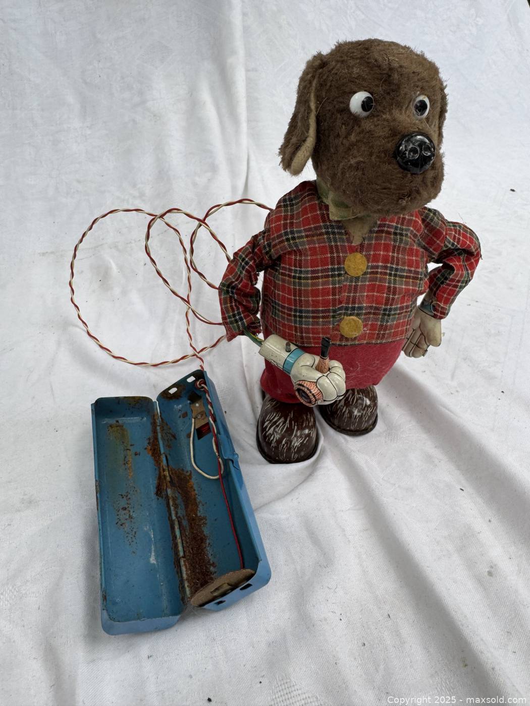 Battery Operated Pipe-Smoking Dog Toy | Maxsold