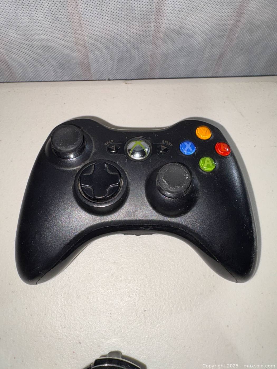 Wii PS2 SNES DS Games And Xbox Controllers | Maxsold