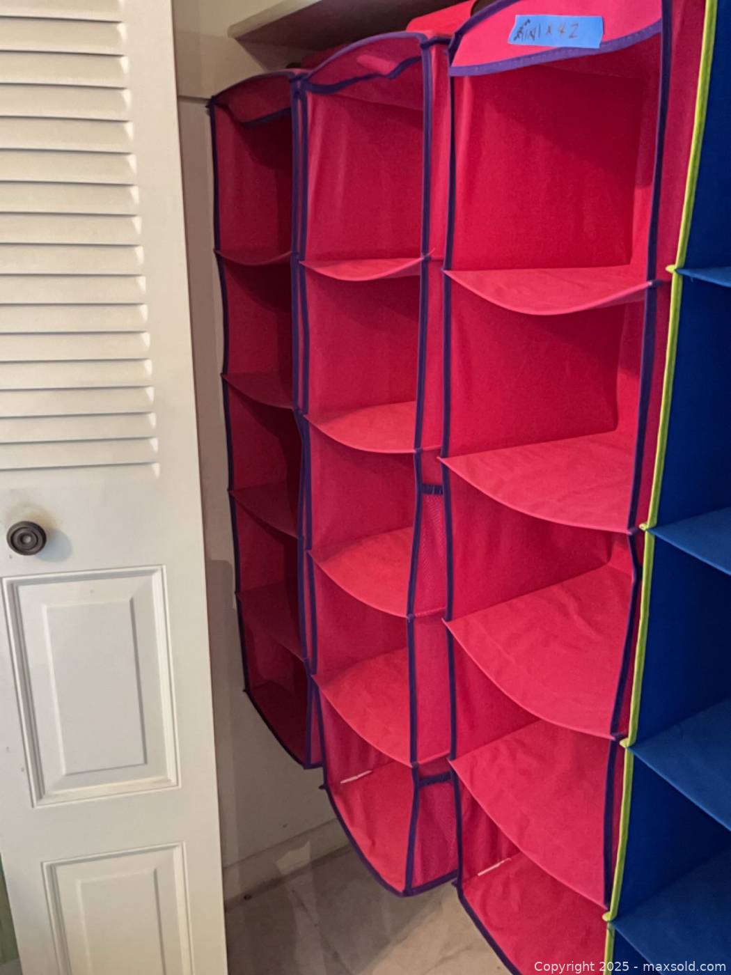 6 hanging fabric closet organizers and 4 bags | Maxsold