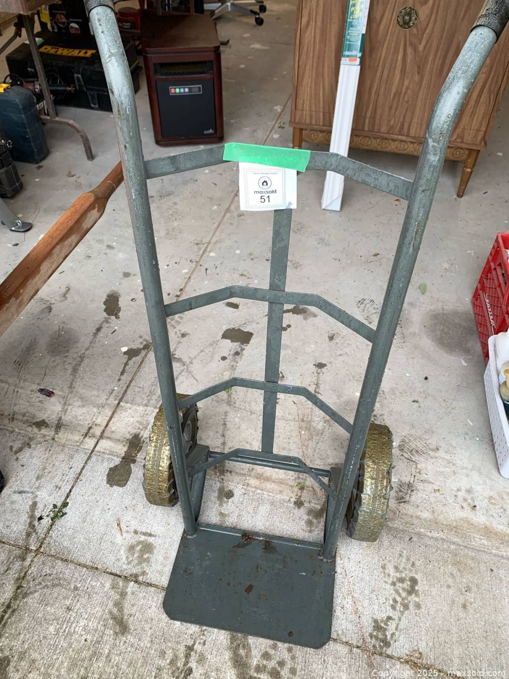 Garant wheelbarrow and metal hand truck | Maxsold