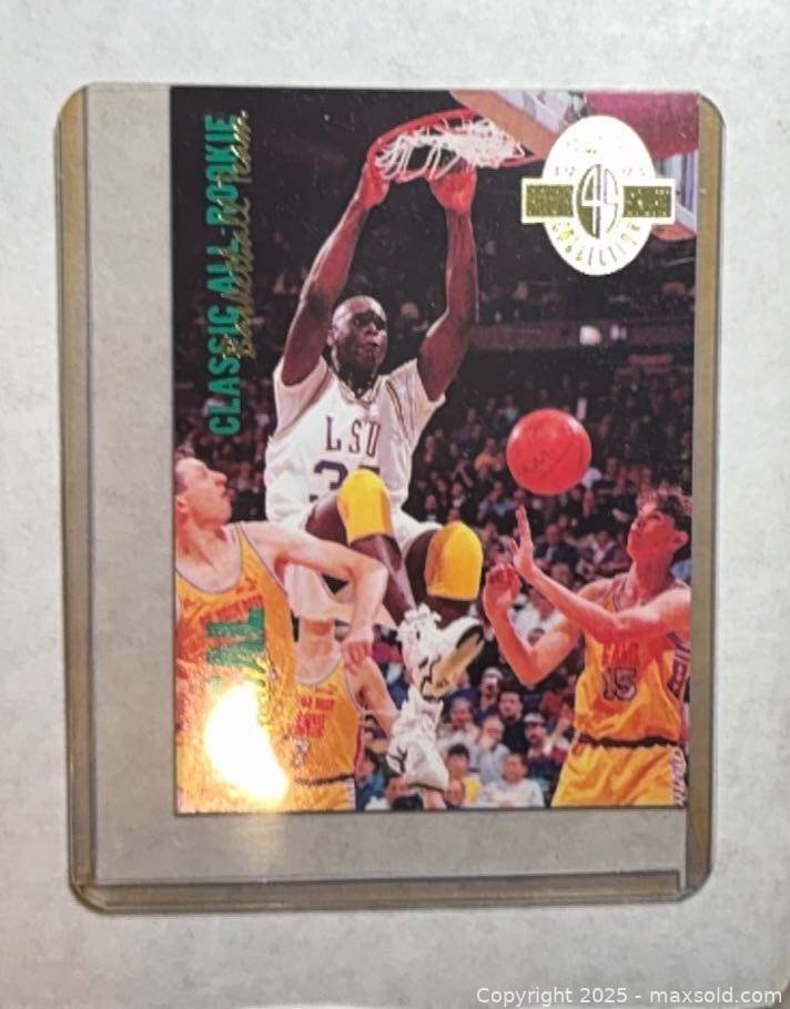 Early 1990s sports trading card boxes | Maxsold