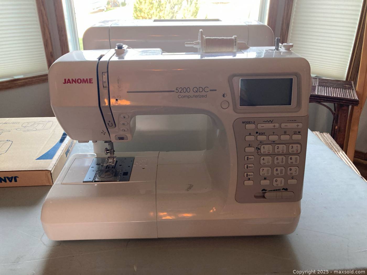 Janome Memory Craft 5200 QDC Sewing Machine | Maxsold