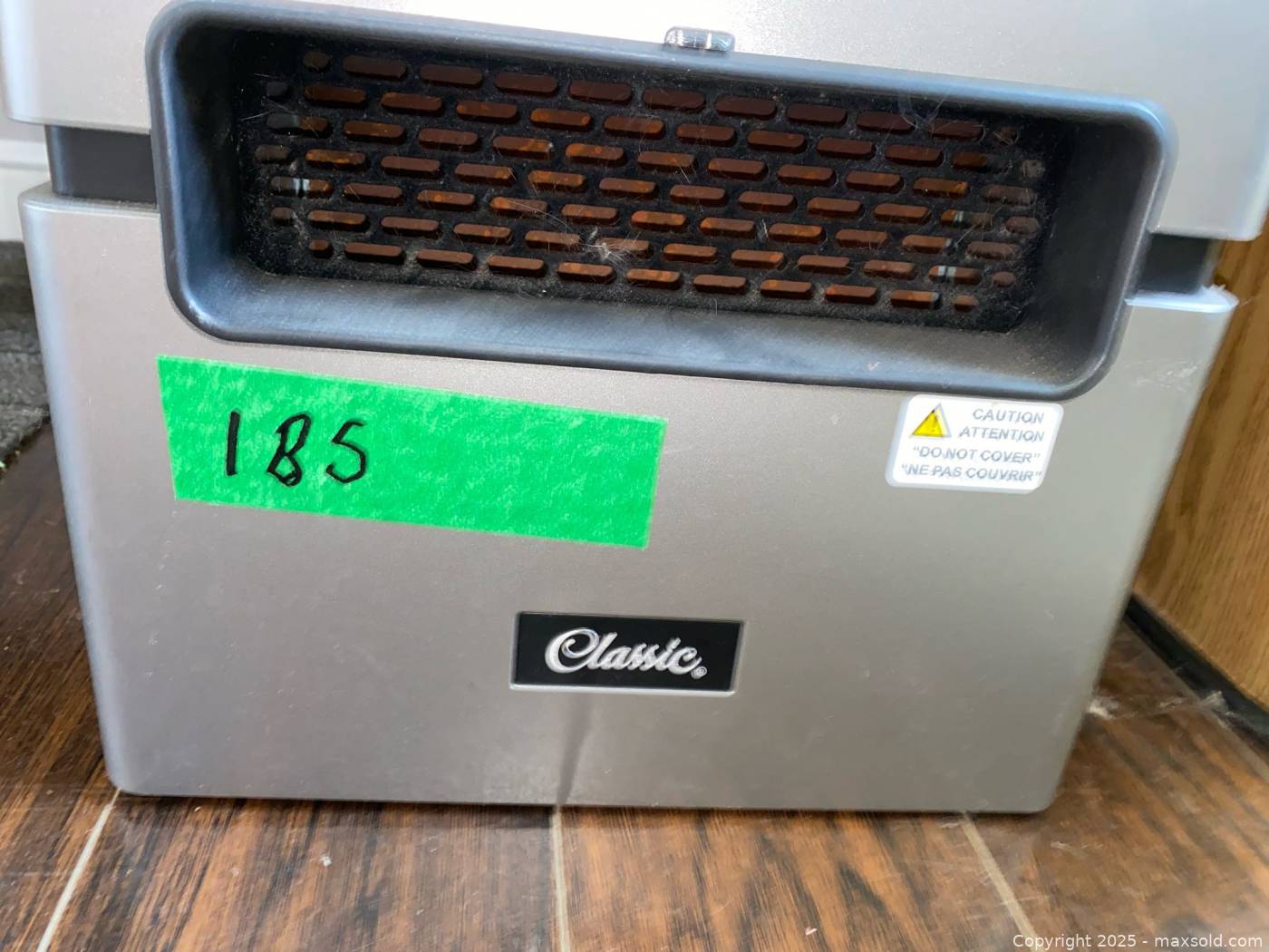 Classic infrared PTC zone heater and air purifier | Maxsold