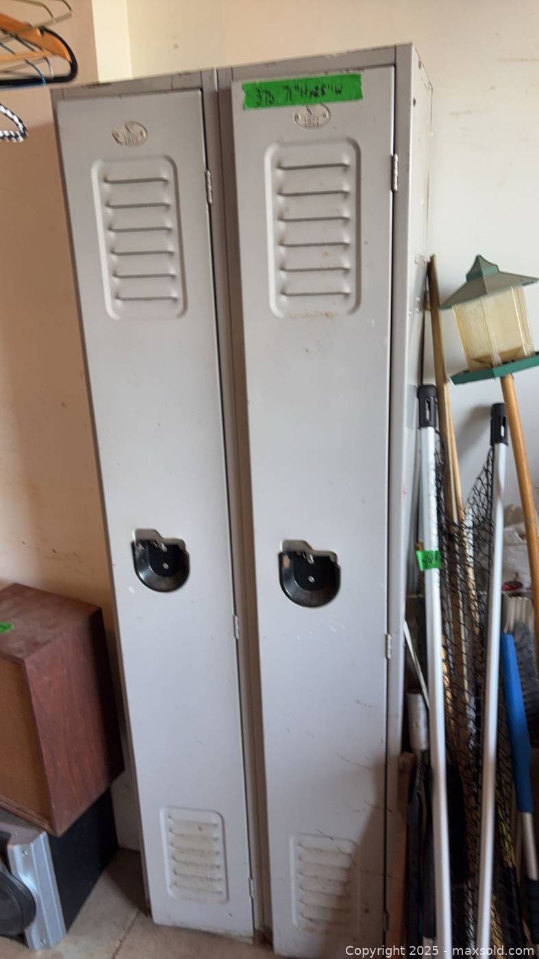 Light Gray Full-Height Metal Lockers, 2 Doors | Maxsold