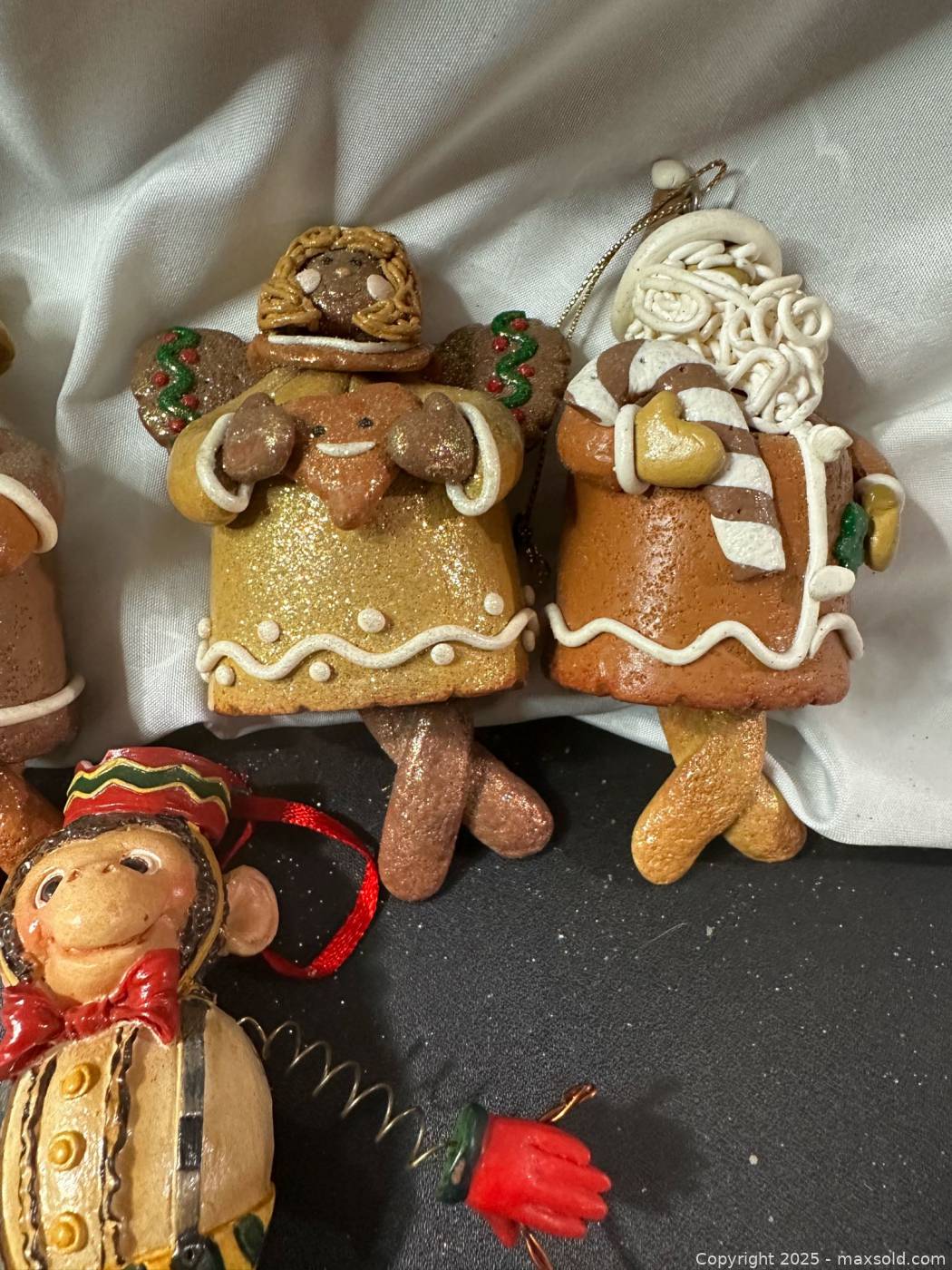 Gingerbread Ornaments & Spring Jester | Maxsold