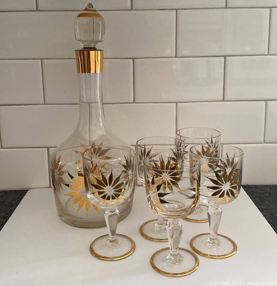 Vintage glass decanter with stopper and 5 gold sunflower stemmed ...
