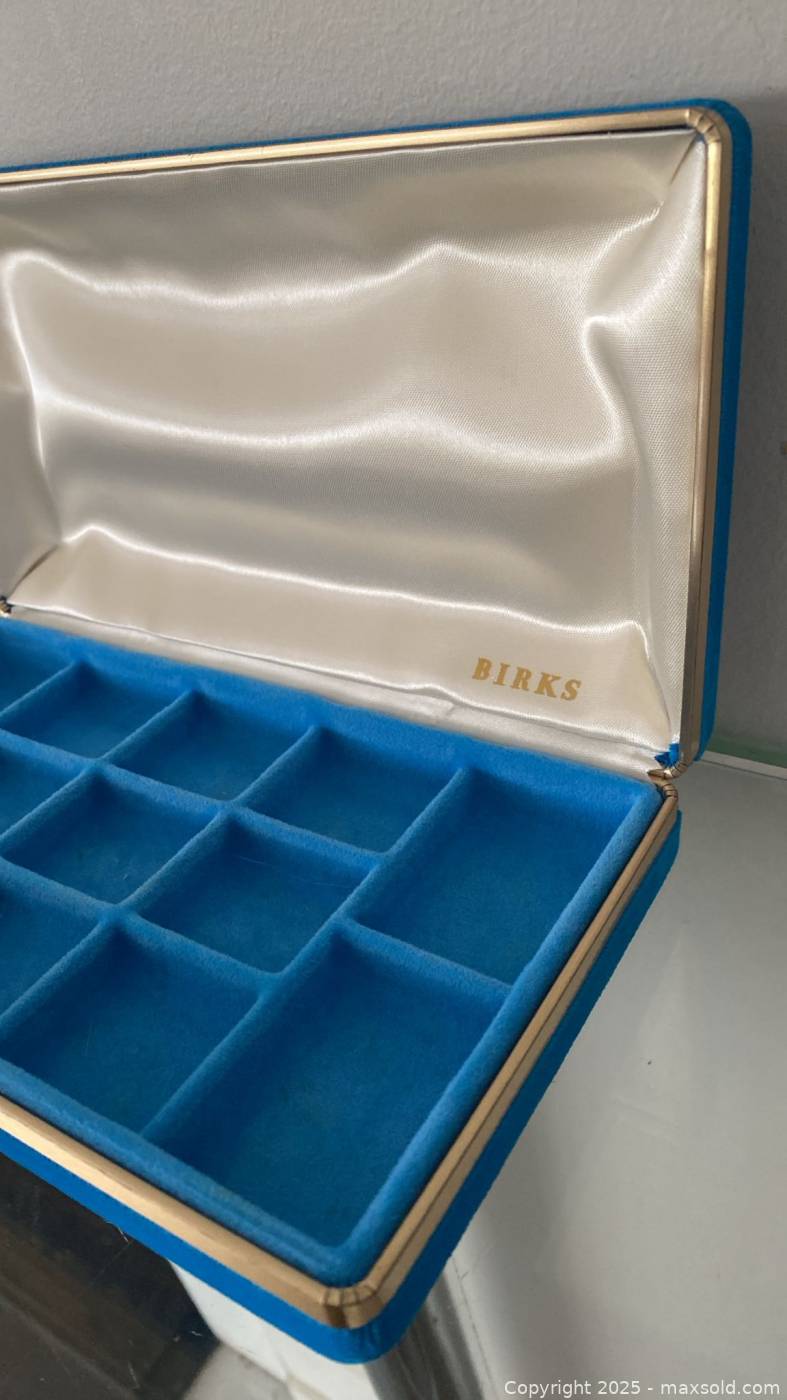 Vintage Birks Velvet Jewelry Box | Maxsold