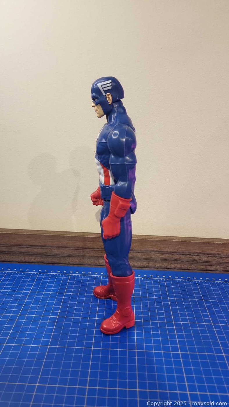 Captain America 12-Inch Action Figure | Maxsold