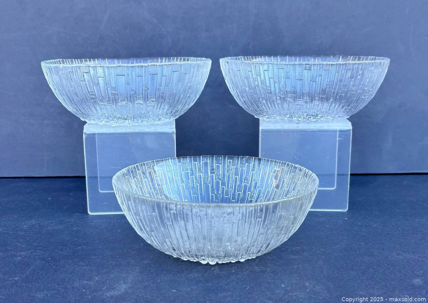 Vintage Iittala Ultima Thule glass bowls set of 3 | Maxsold