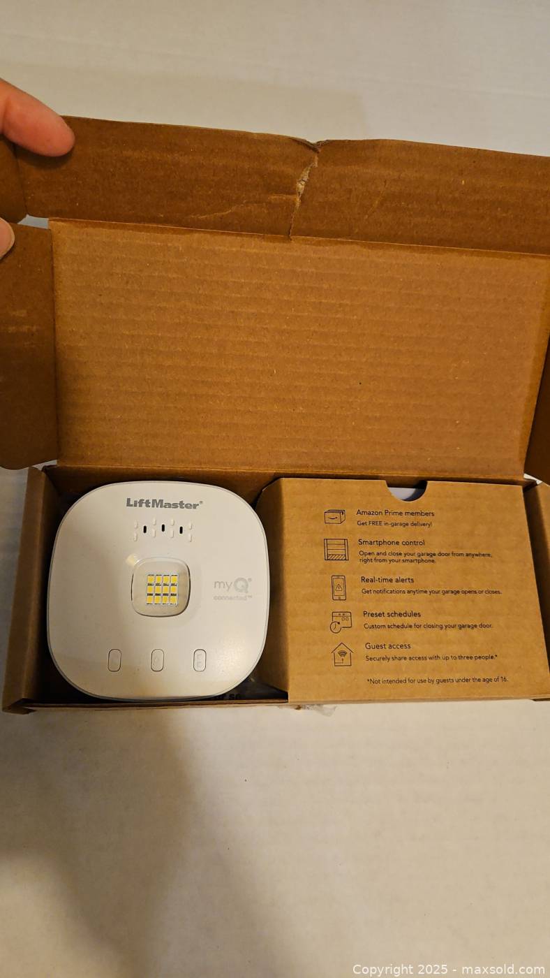 LiftMaster myQ Smart Garage Control | Maxsold